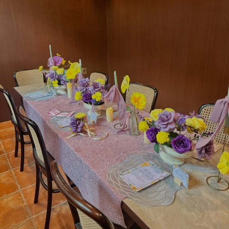 17 Fun & Fresh Natural Table Setting Ideas to Wow Your Guests